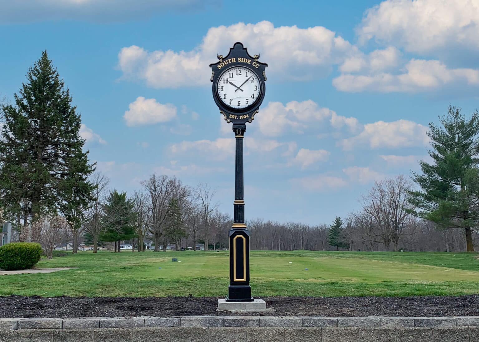Post & Street Clocks - Lumichron Clock Company
